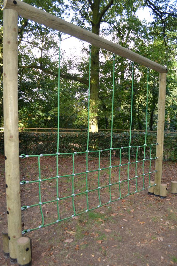 Round Timber Posts - MTP023 - 150mm (6ins) Diameter 3.00 (10ft)